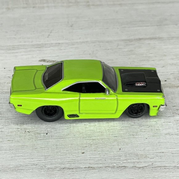 Jada Toys | Toys | Jada Bigtime Muscle 64 Scale 69 Plymouth Roadrunner ...